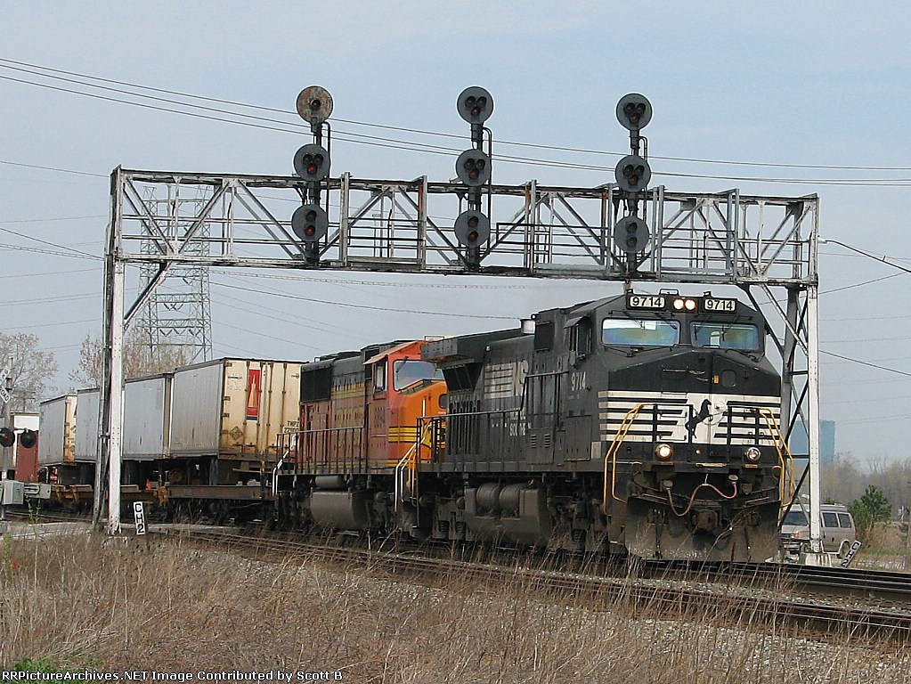 NS 9714